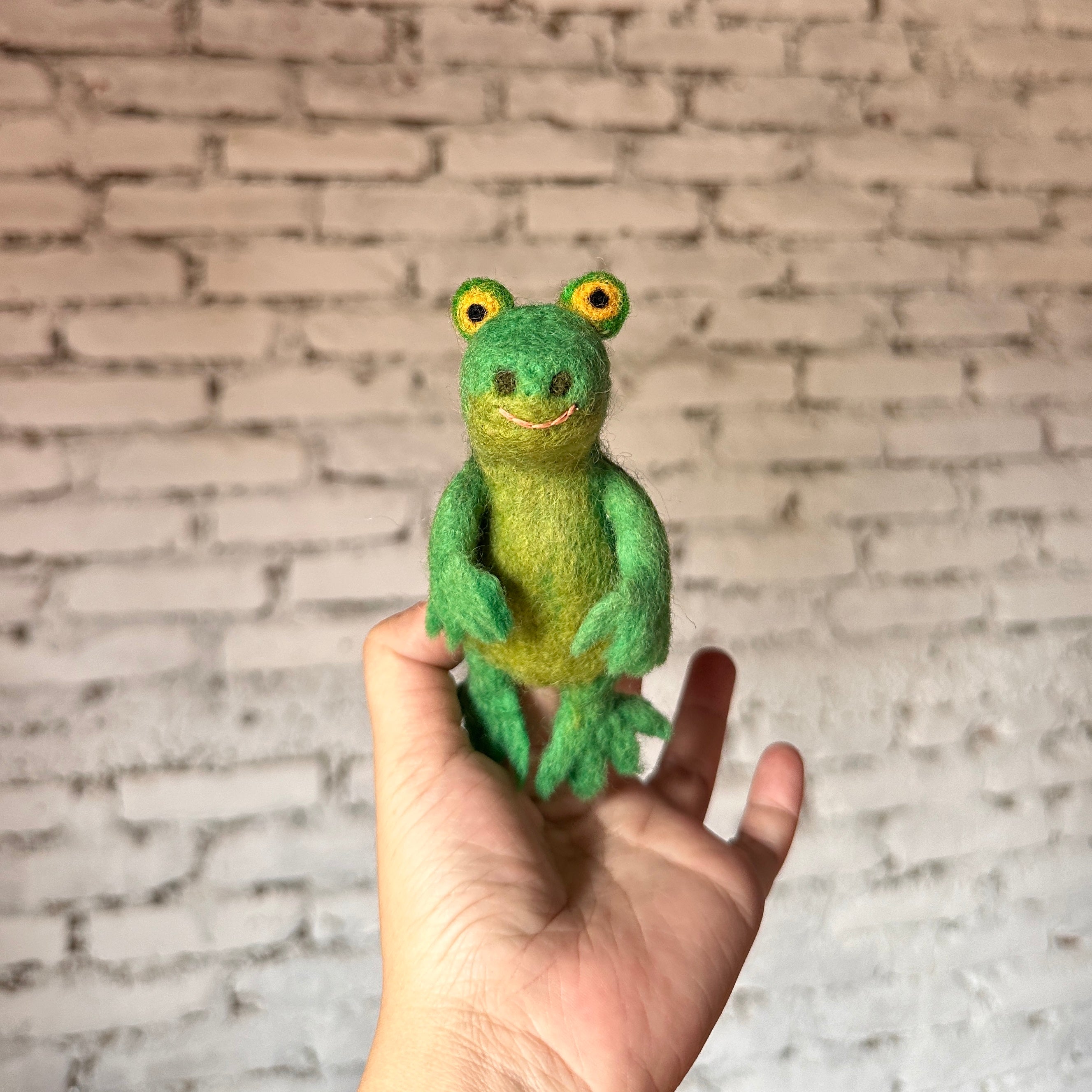 Wholesale Frog Finger Puppet - 50% Off – Ganapati Crafts Co.