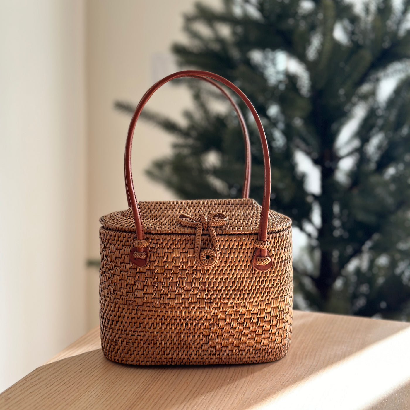 Elevate Your Look with the Bali Hailey Rattan Handbag｜Ganapati Crafts Co.