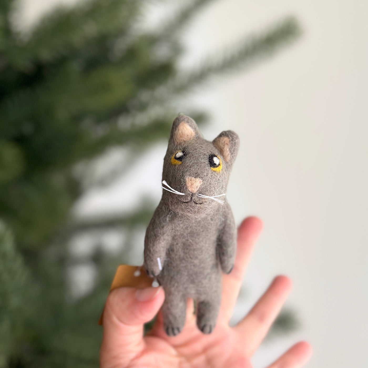 Best Felt Finger Puppet: Gray Cat | Ganapati Crafts Co.