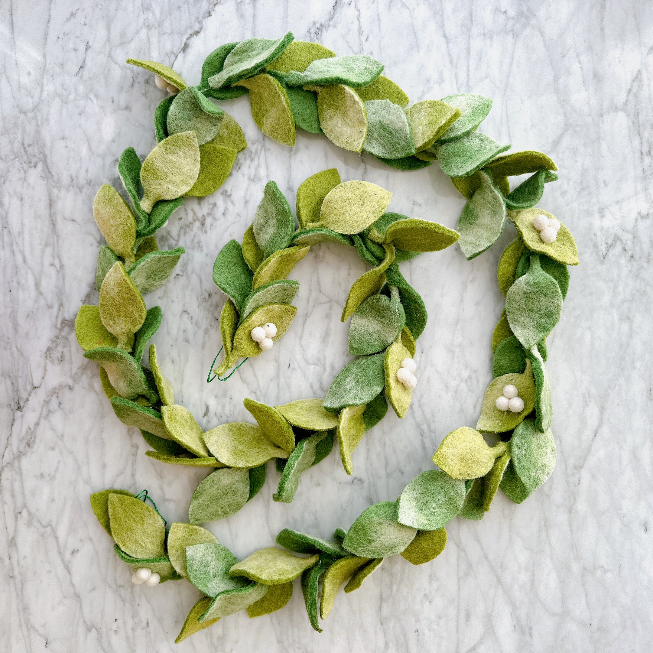 Best Christmas Garland: Felt Mistletoe Garland | Ganapati Crafts Co.