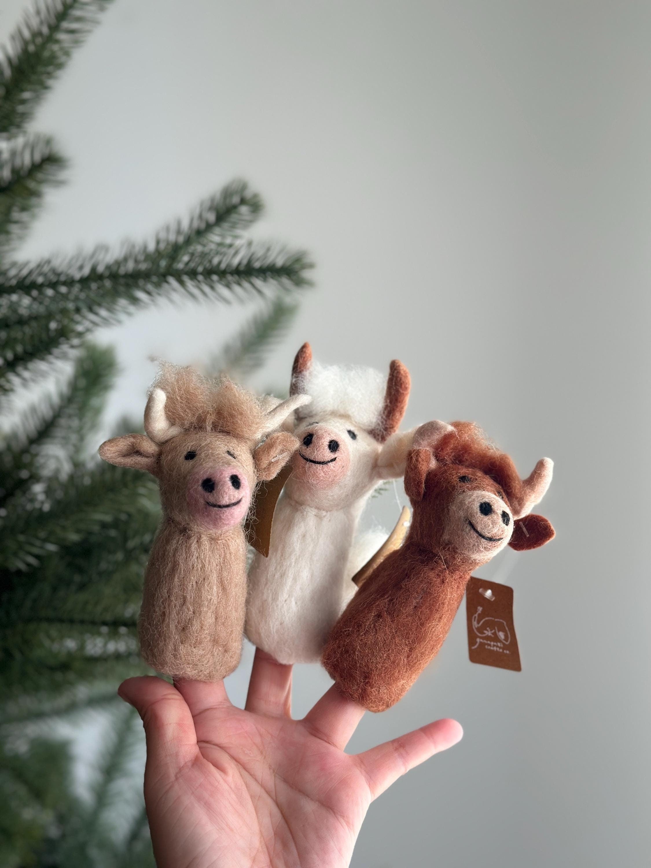 Highland Cow Finger Puppet – Ganapati Crafts Co.